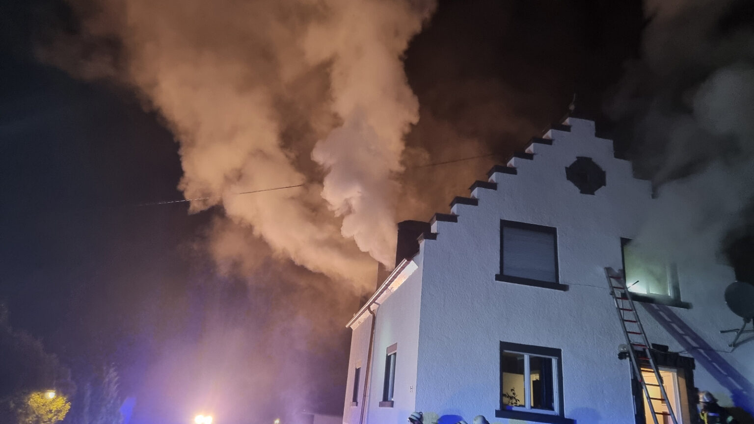 Zimmerbrand Daufenbach - Freiwillige Feuerwehr Zemmer